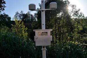 Low-cost sensors for outdoor air quality monitor - Fosensor